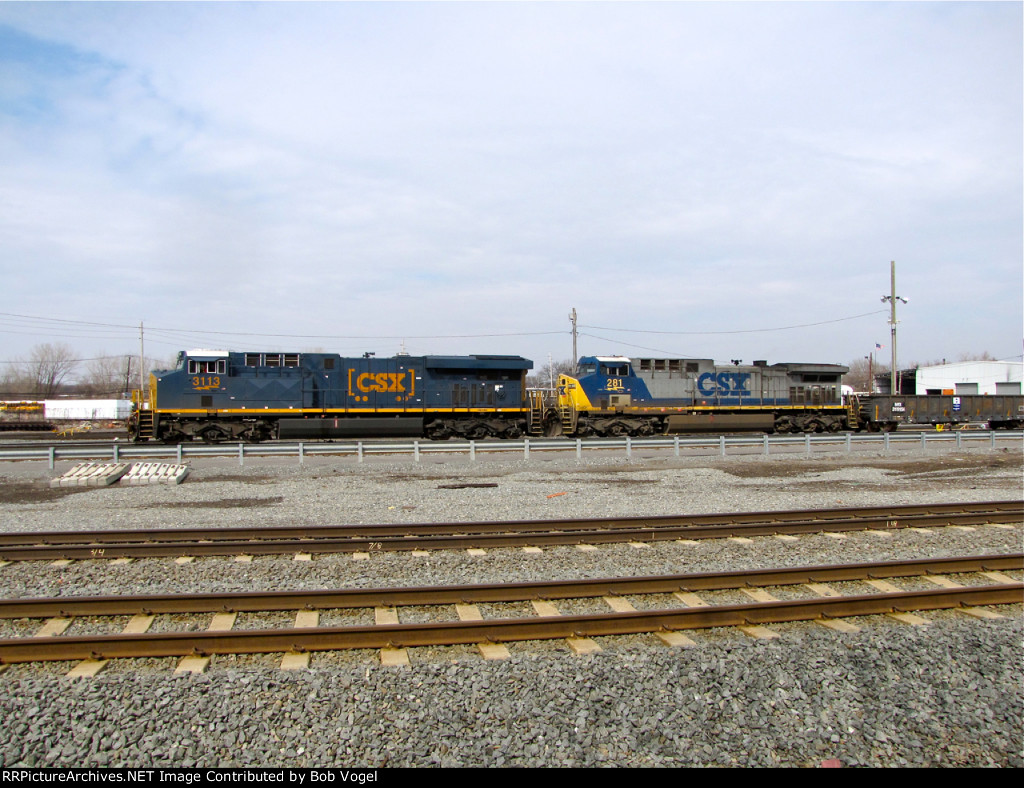CSX 3113 and 281